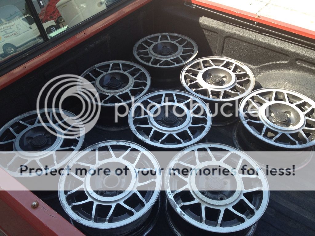 mk1 rabbit GTi snowflakes rims - and 14" Tear drops with caps | VW ...